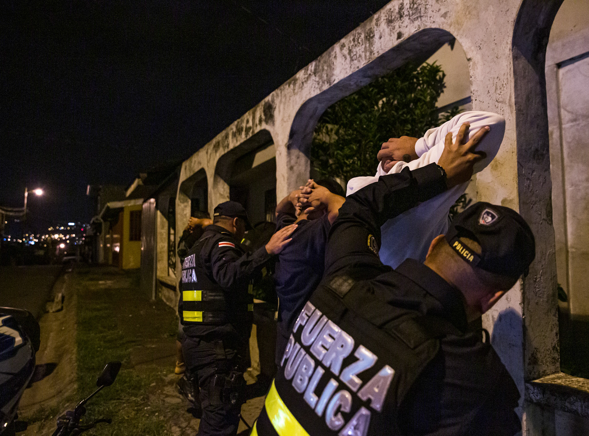 Alexander Villegas | Freelance journalist and photographer in Costa ...