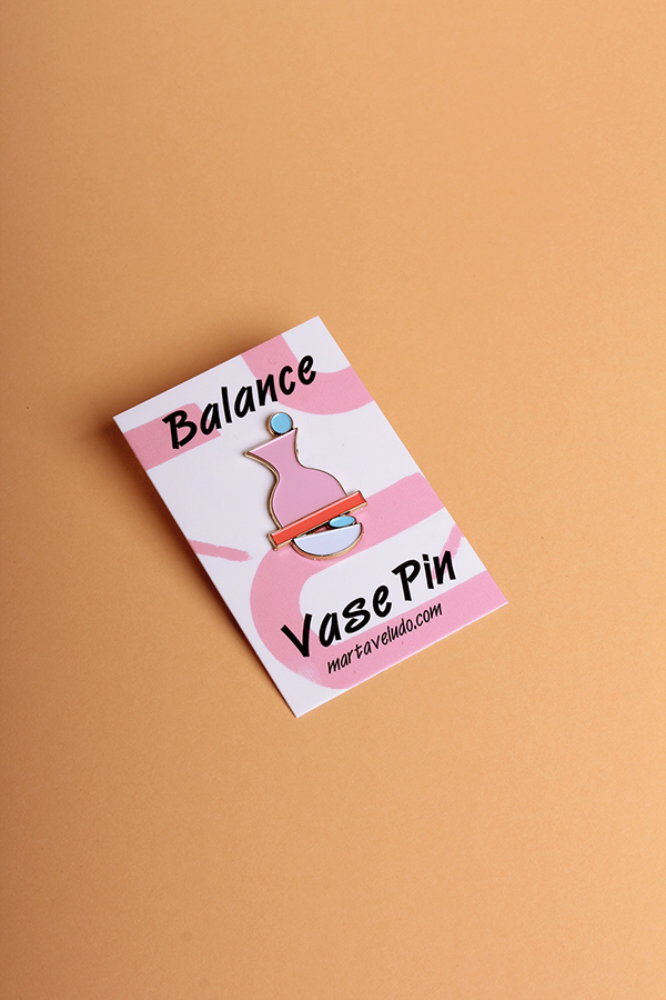 Marta Veludo - Balance Pins