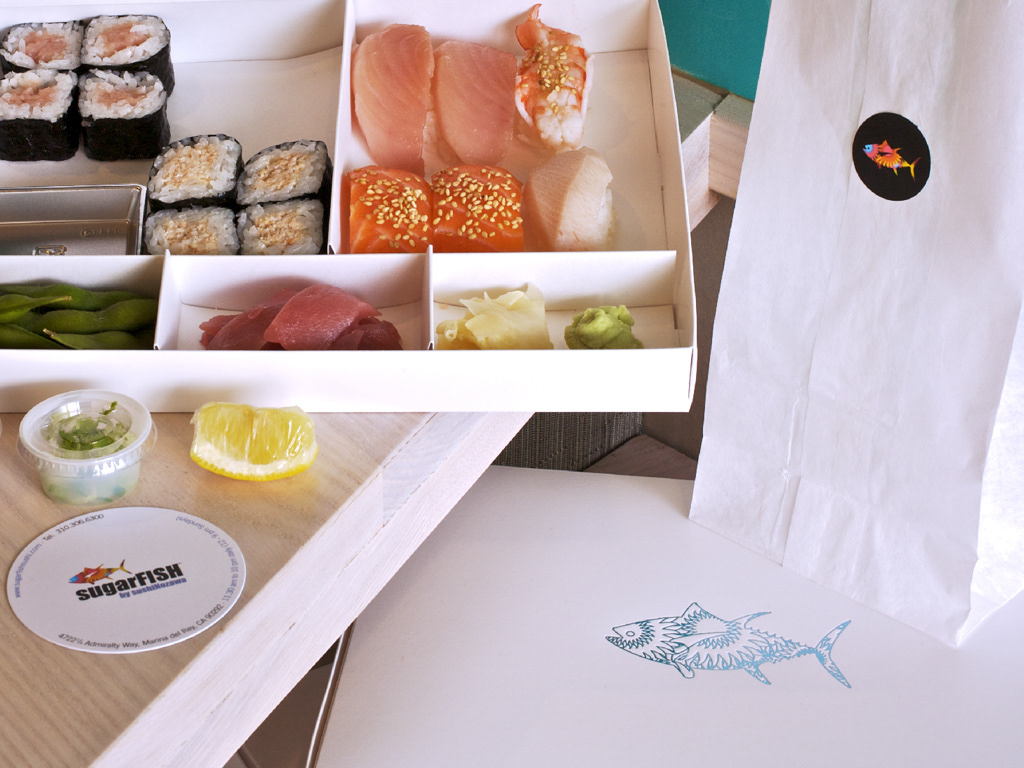 Victor Zaud - SugarFish To Go Packaging