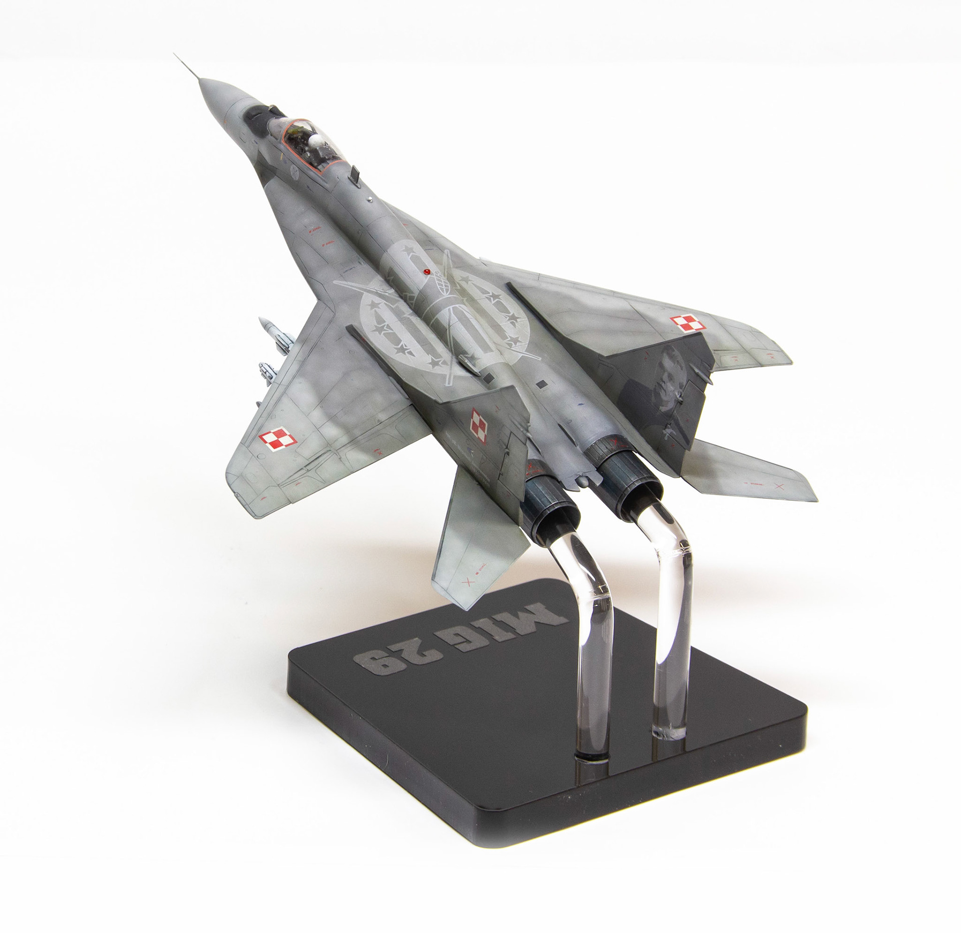 JR miniatures - Mig 29 1/72 Revell