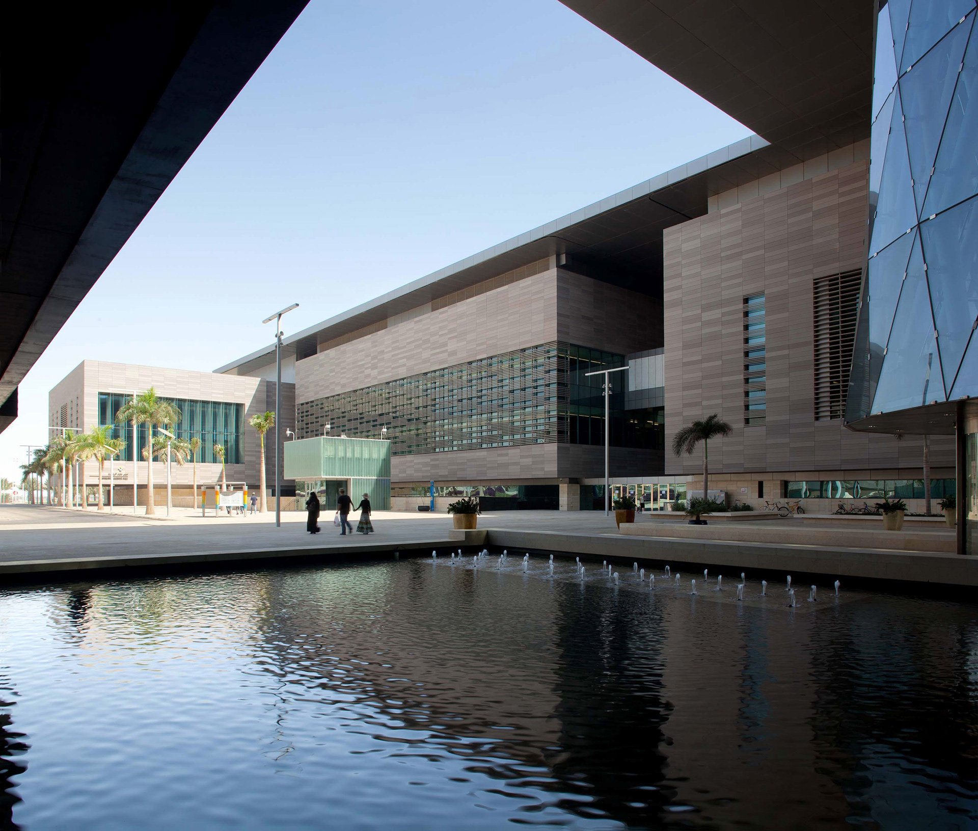 thomas knittel - KAUST Engineering and Science Building + Envelopes