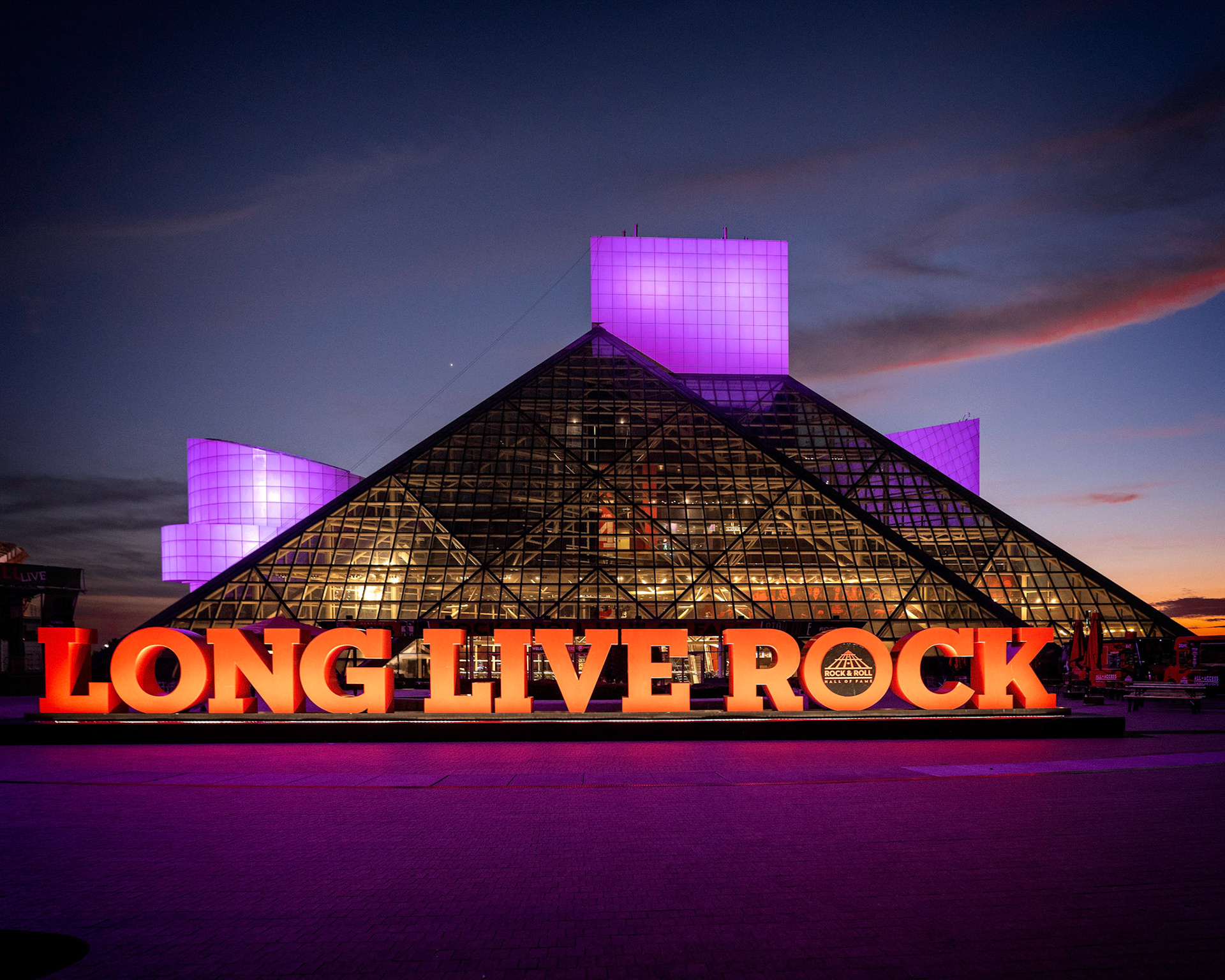 Mickey Pullen - Cityscapes