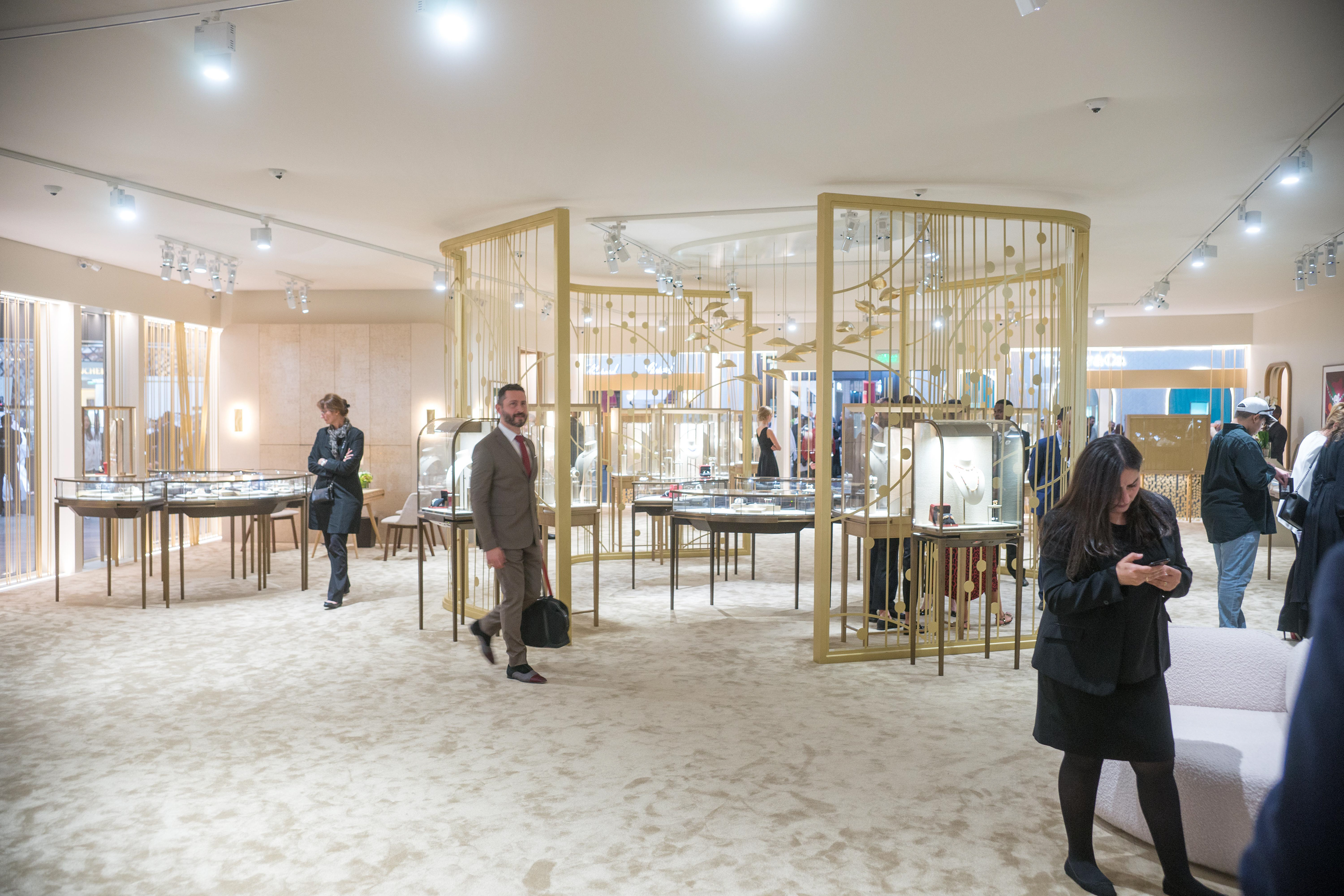 studio Utopia - Cartier Doha Jewellery & Watches Exhibition 19