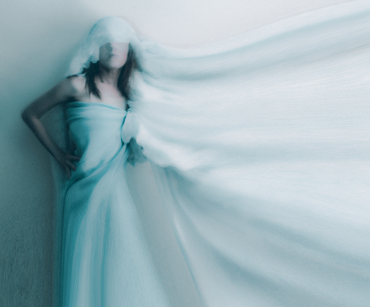 Eva Charkiewicz - Blue Room