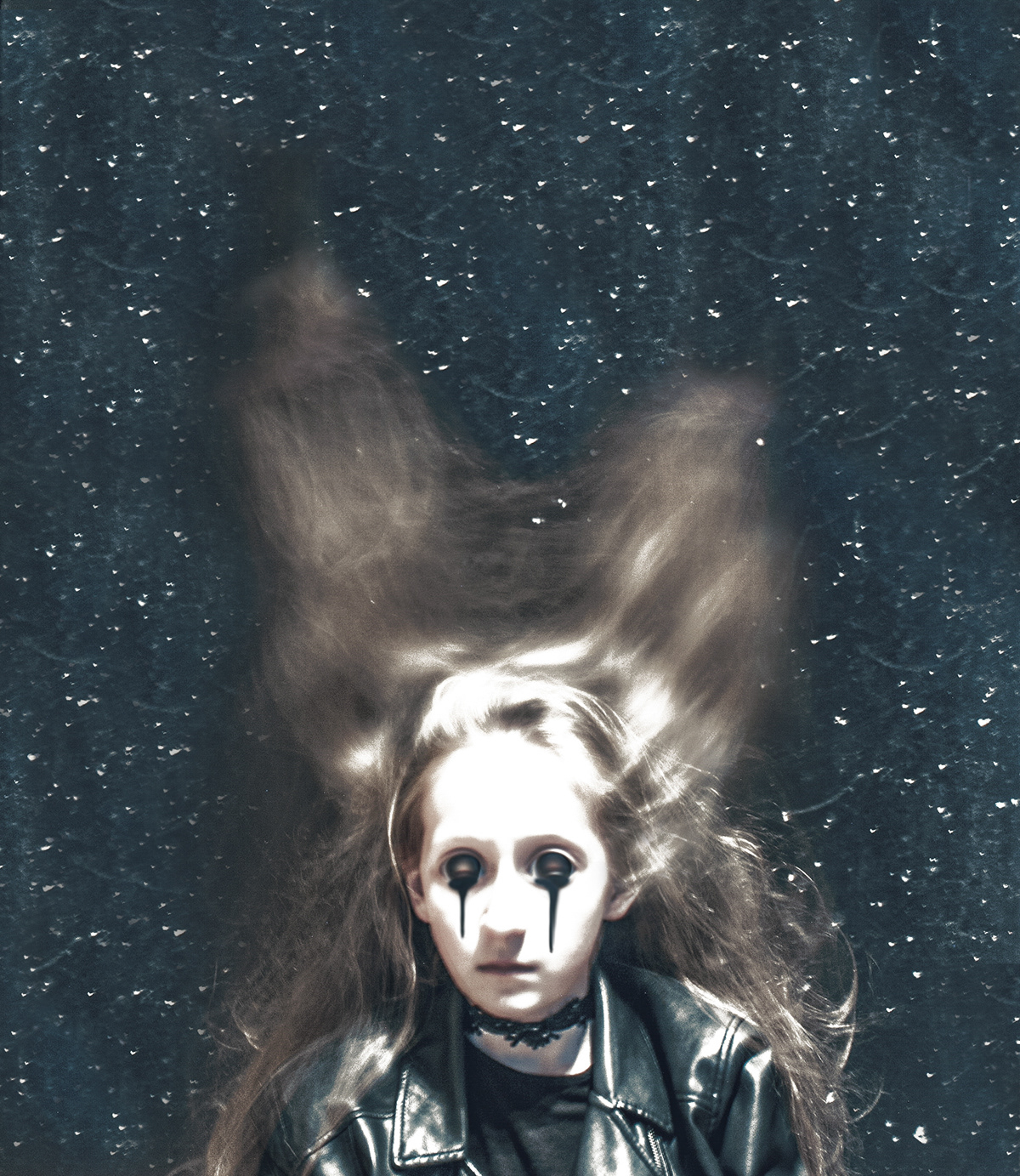 Eva Charkiewicz - Dark Room